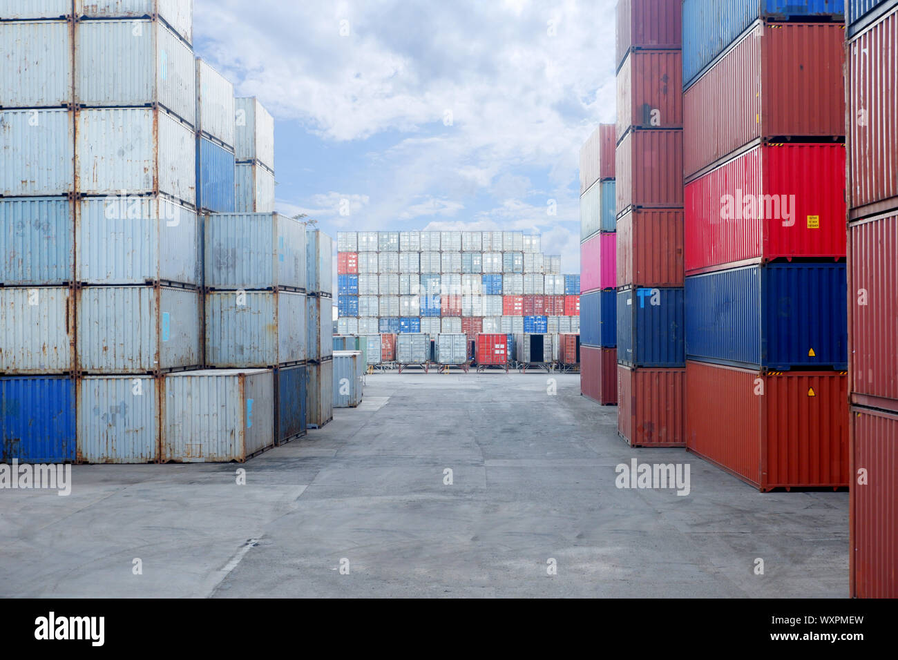 Container yard in the port to wait for export and import Stock Photo ...