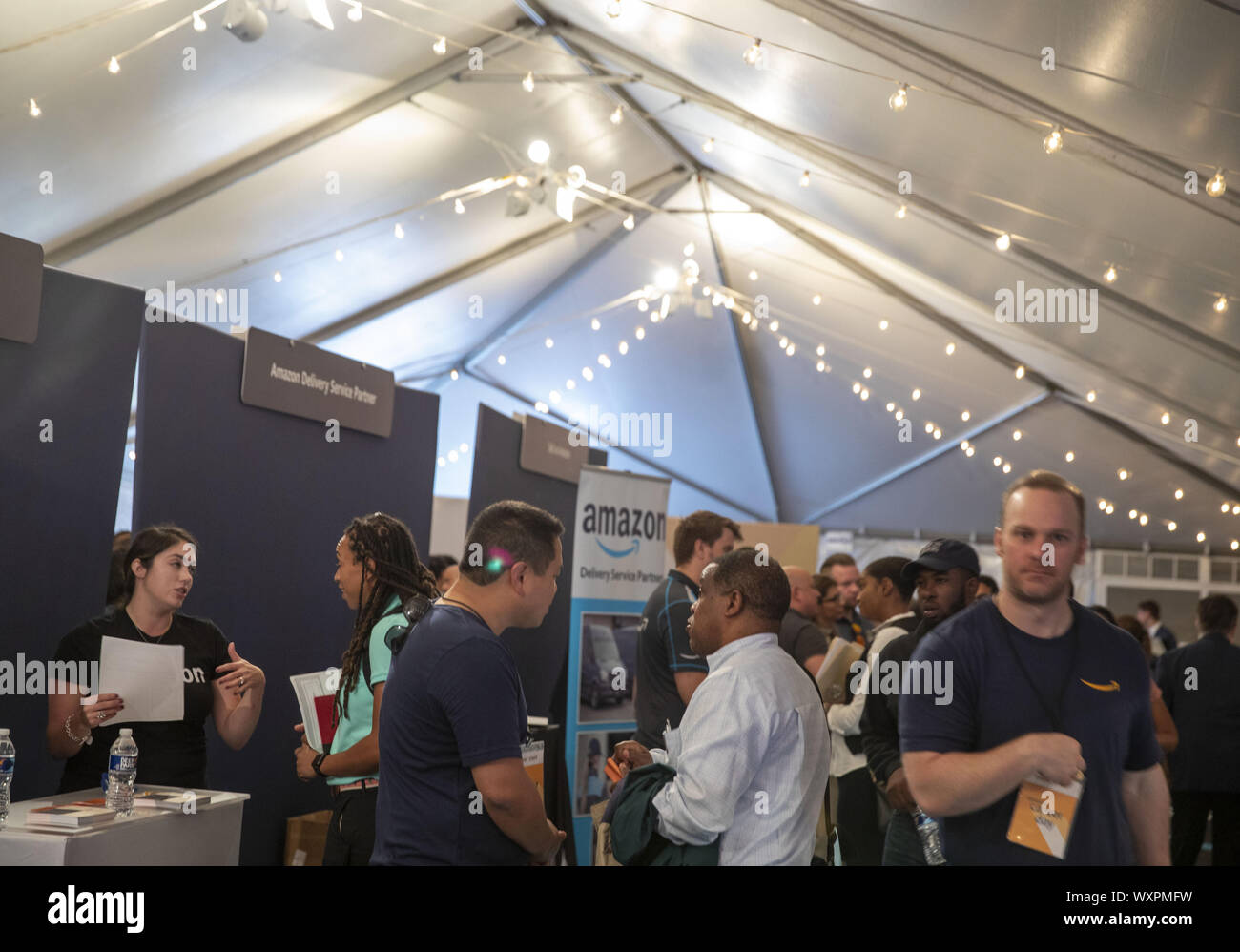 Amazon hq virginia hi-res stock photography and images - Alamy