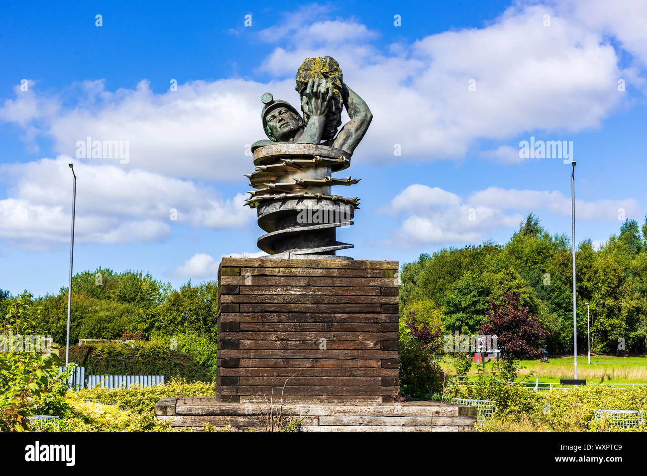 Mining statue hi-res stock photography and images - Alamy