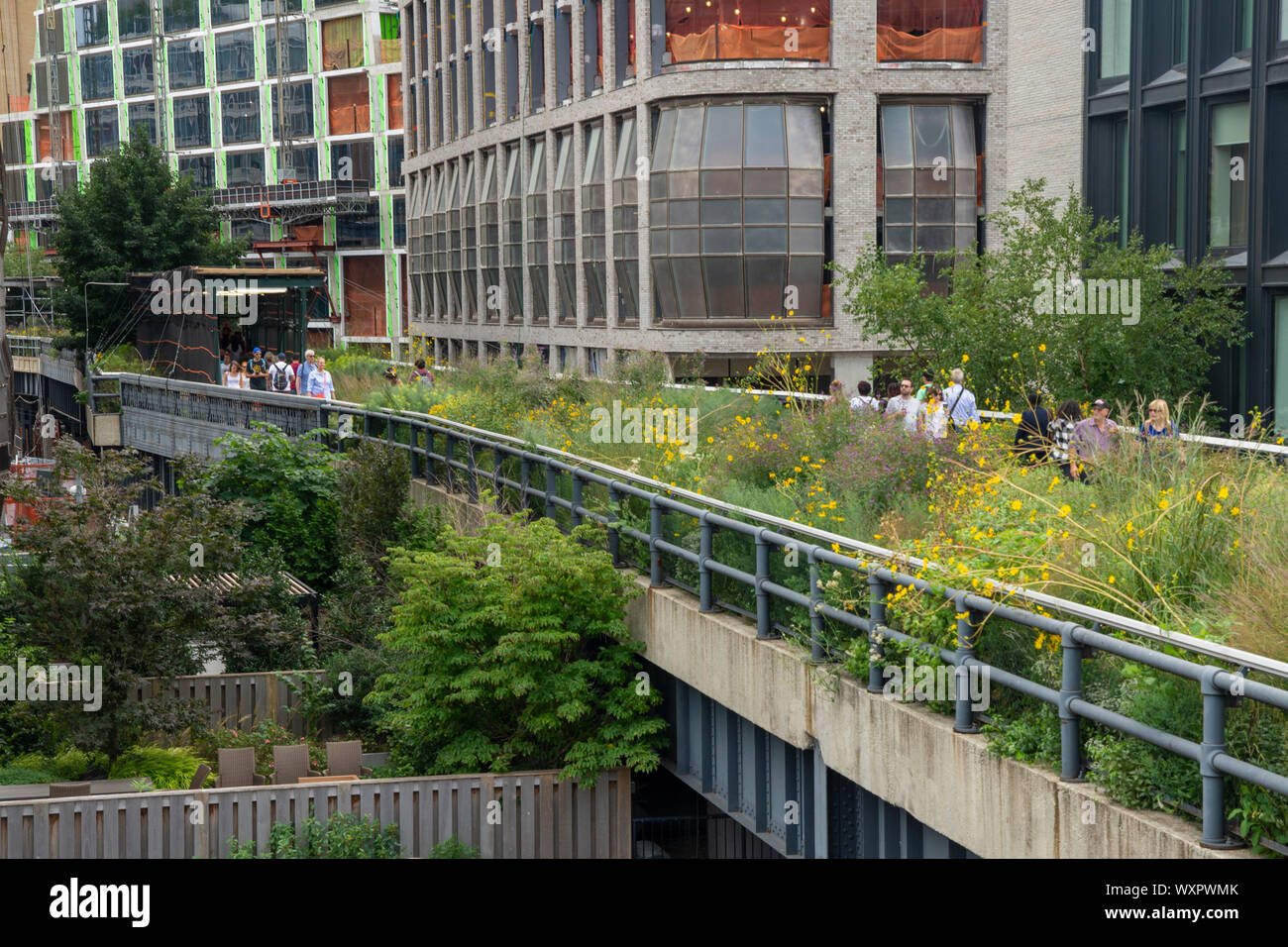 New York, NY, 09 27 201. Visitors walk on the High Line in New York ...