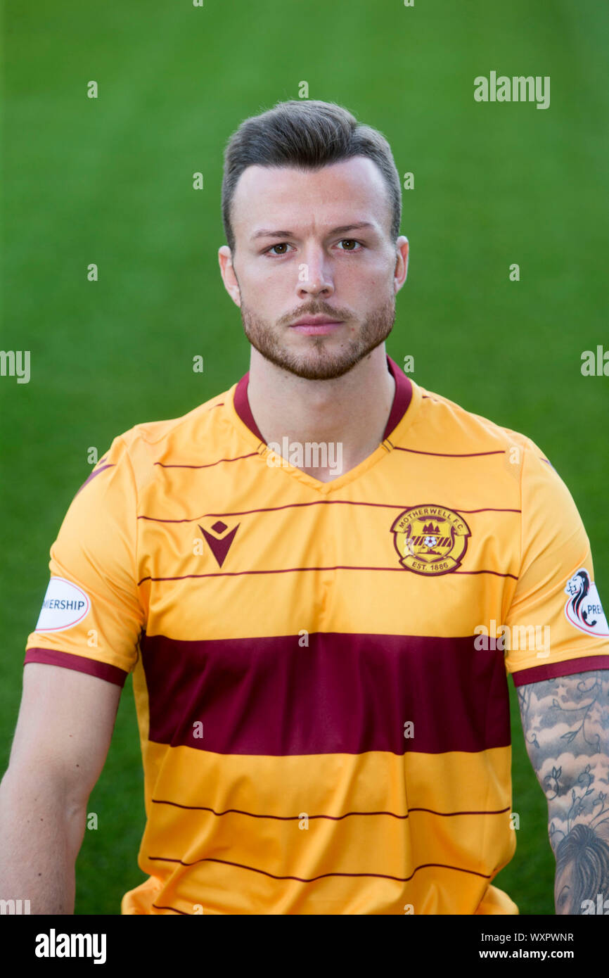 Casper sloth hi-res stock photography and images - Alamy