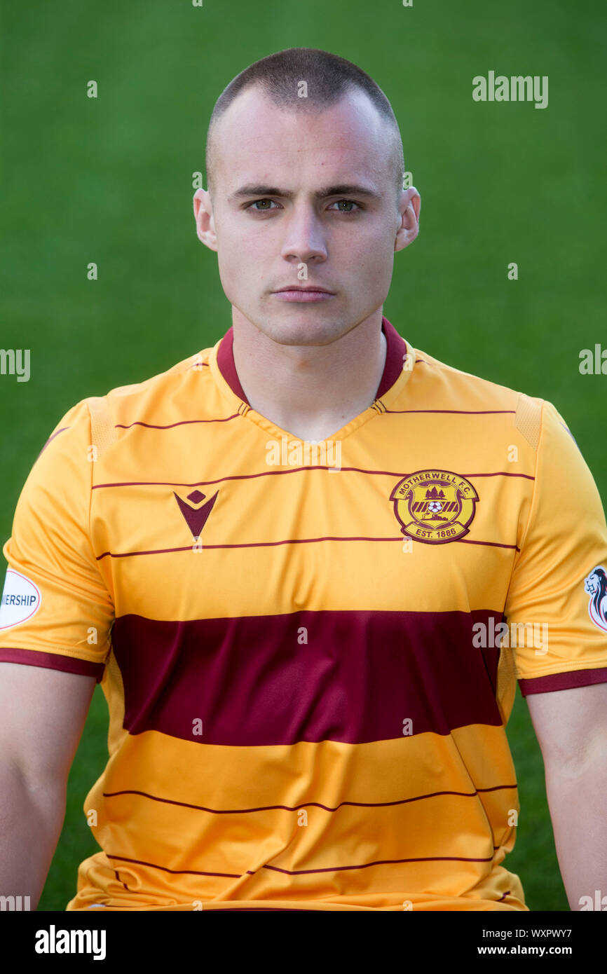 Motherwell football team picture hi-res stock photography and images ...