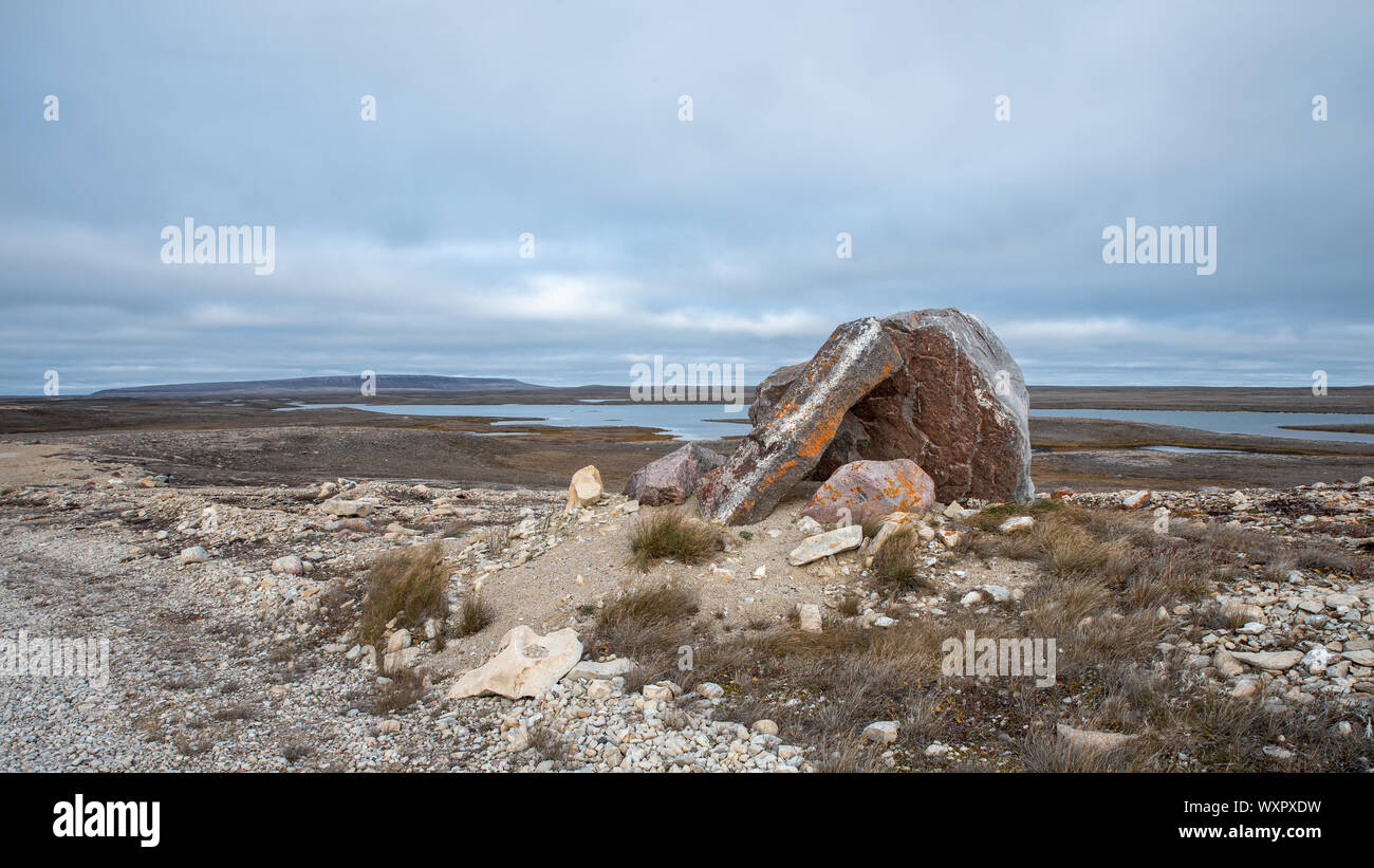 Victoria island canada tundra hi-res stock photography and images - Alamy