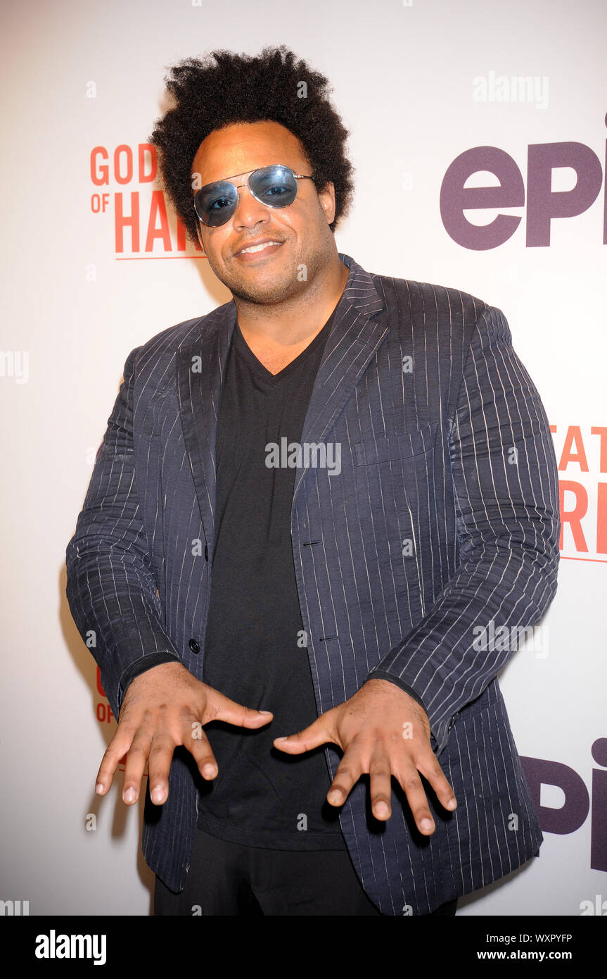 Eric Lewis attends the Godfather of Harlem screening at the Apollo ...