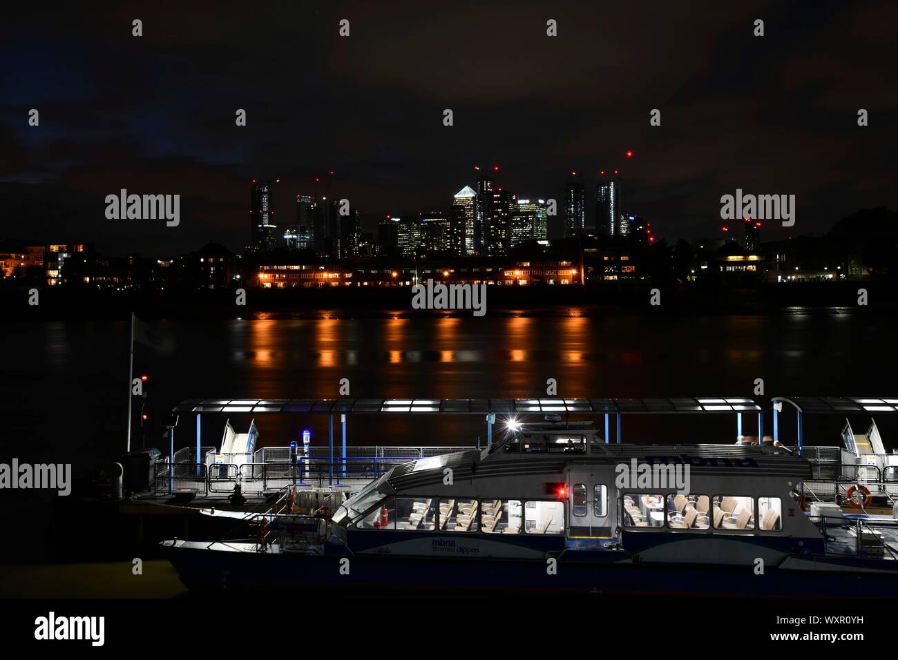 Greenwich night photo hi-res stock photography and images - Alamy