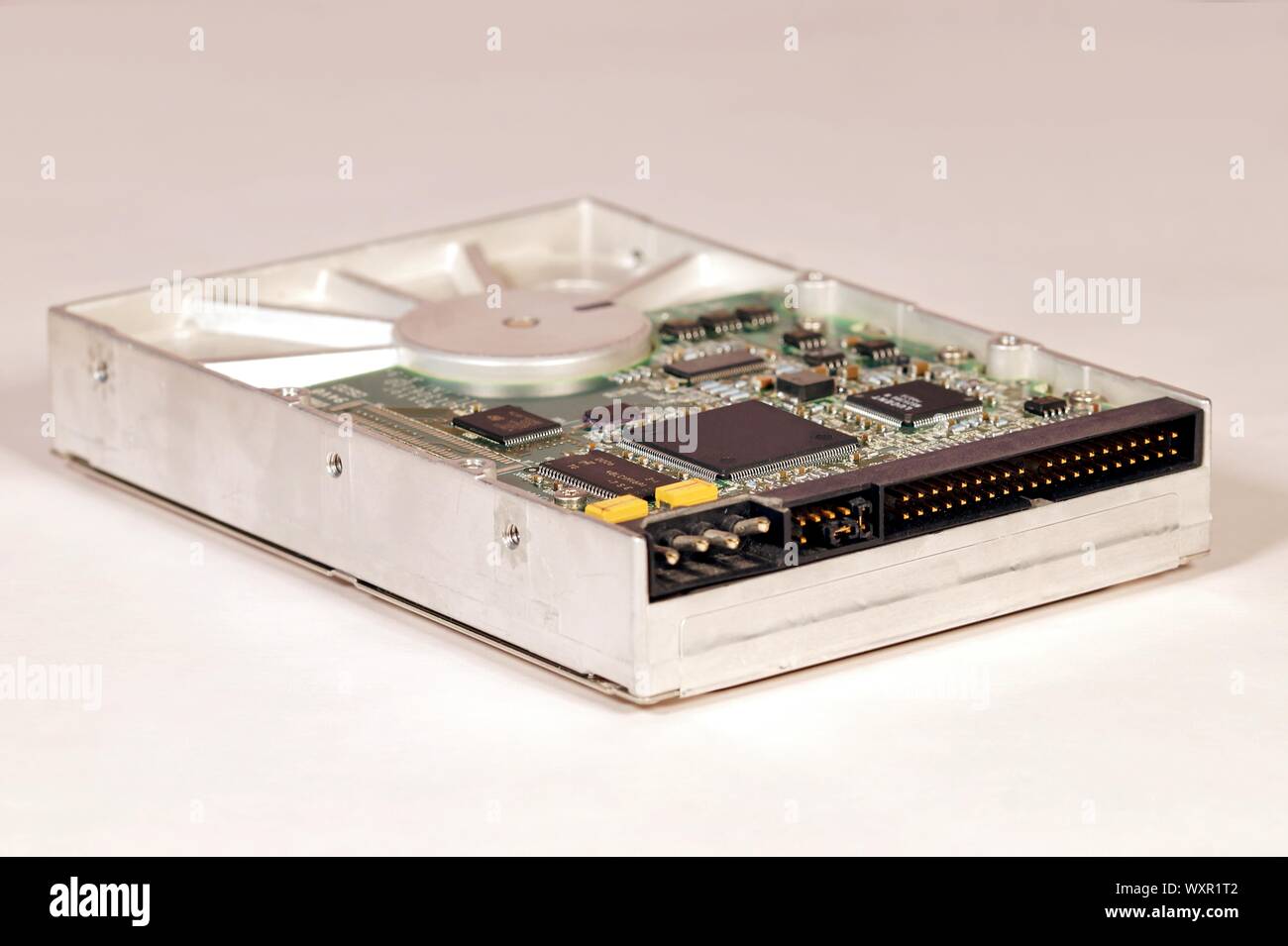 Semiconductor drive hi-res stock photography and images - Alamy