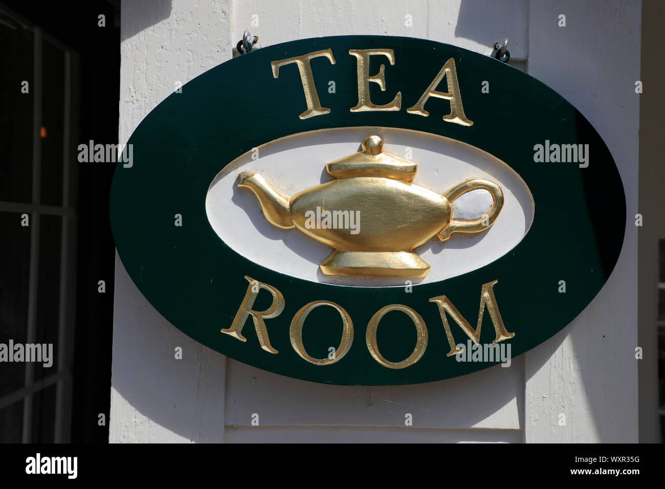 Tea room sign hi-res stock photography and images - Alamy