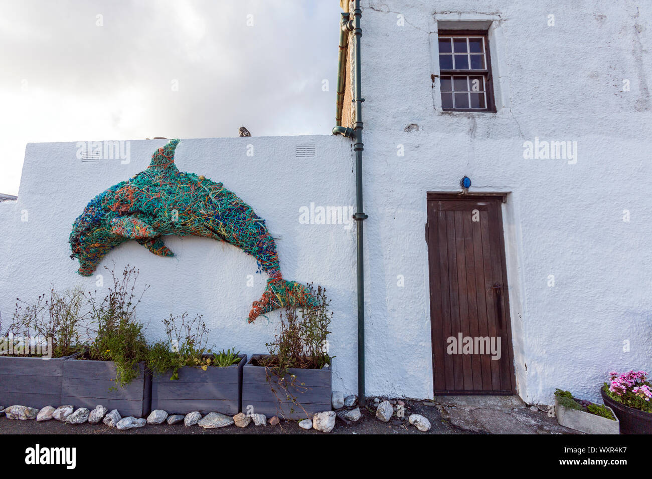Dolphin house hi-res stock photography and images - Alamy