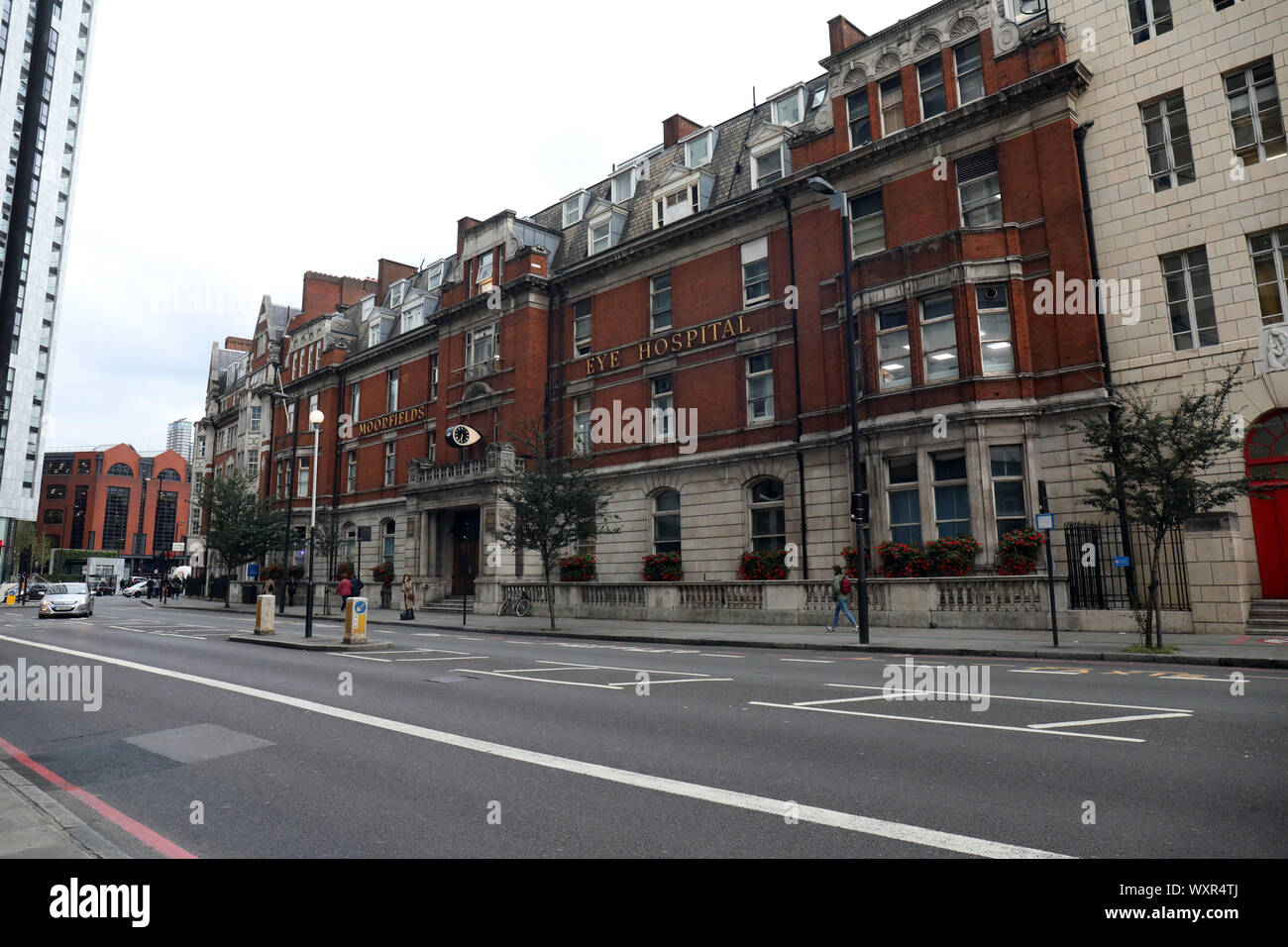 Moorfields eye hospital hi-res stock photography and images - Alamy