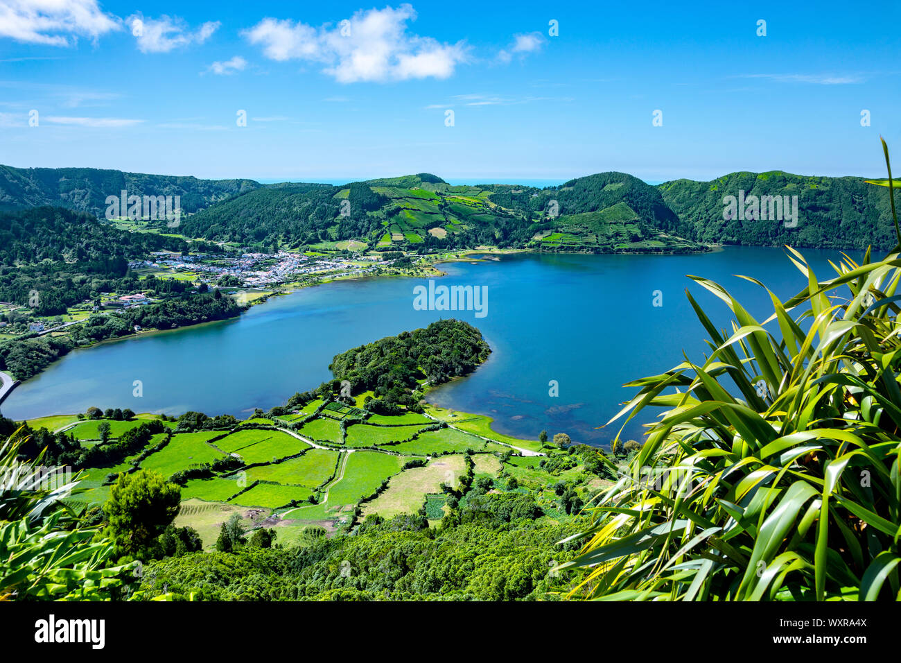 Lagoa Azul, Sete Cidades, São Miguel Island, Azores, Açores, Portugal ...