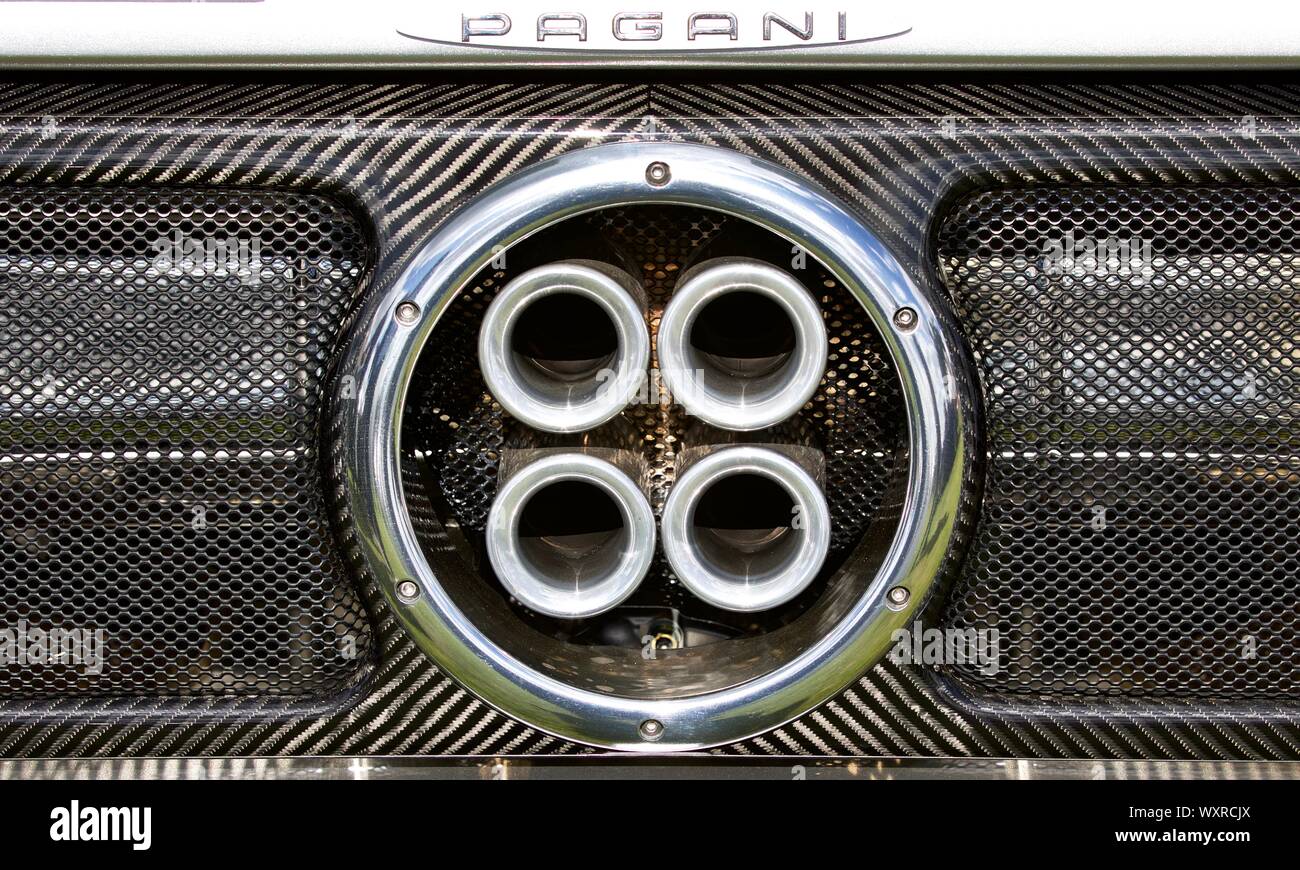 Pagani zonda exhaust hi-res stock photography and images - Alamy
