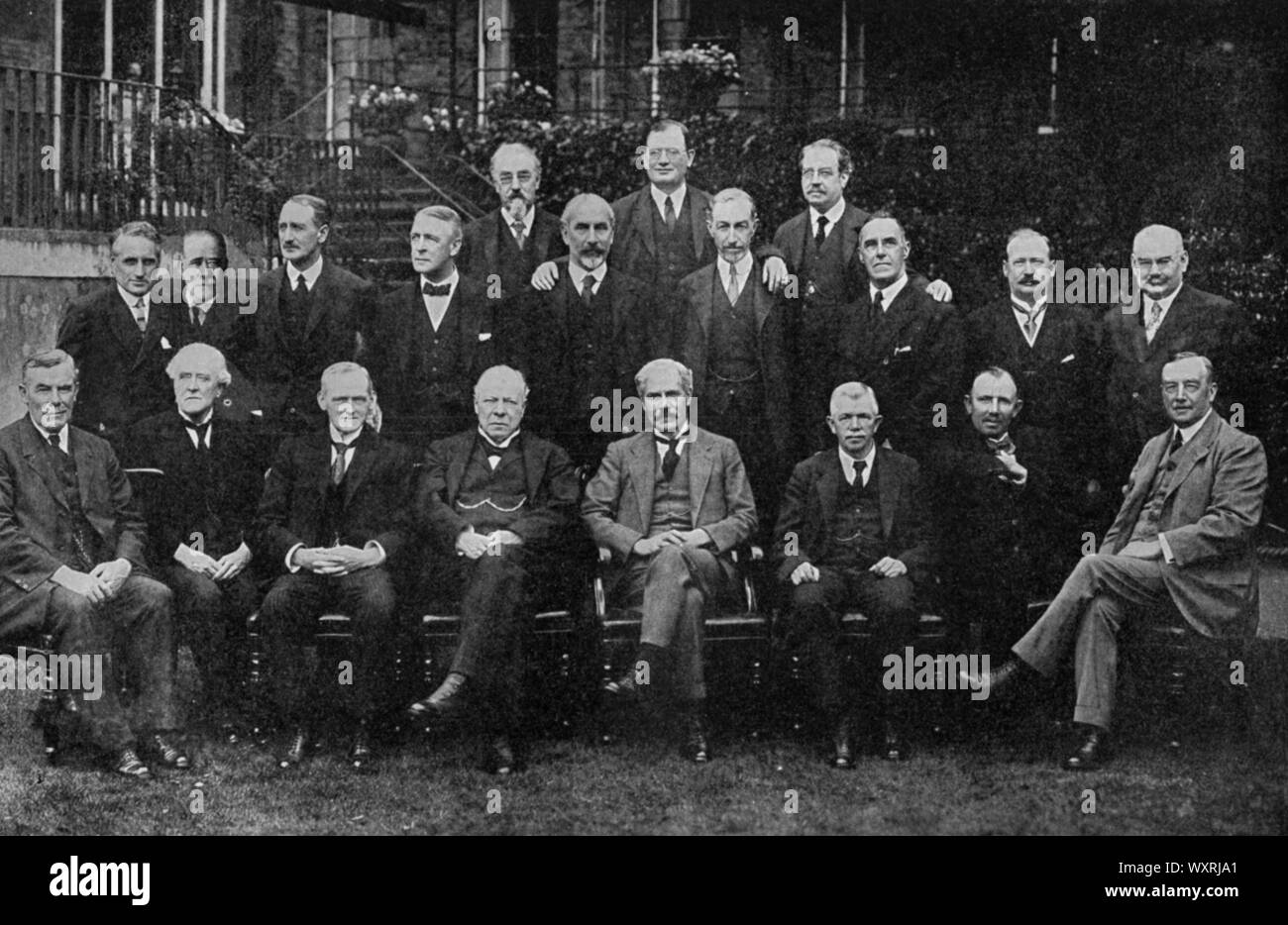 Politics macdonald 10 downing street Black and White Stock Photos ...