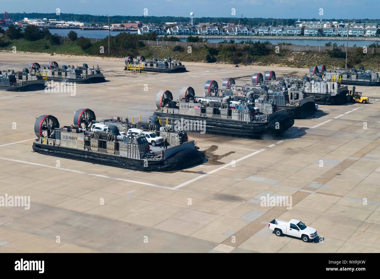 190916-N-SB587-1067 VIRGINIA BEACH, Va. (Sept. 16, 2019) Service ...