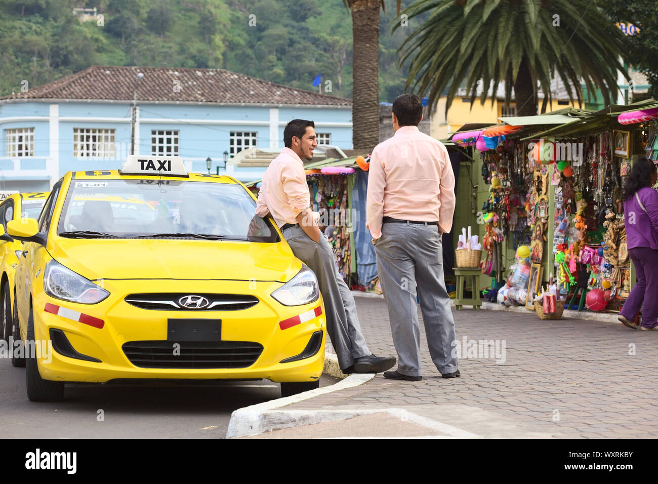 Man talking taxi cab driver hi-res stock photography and images - Alamy