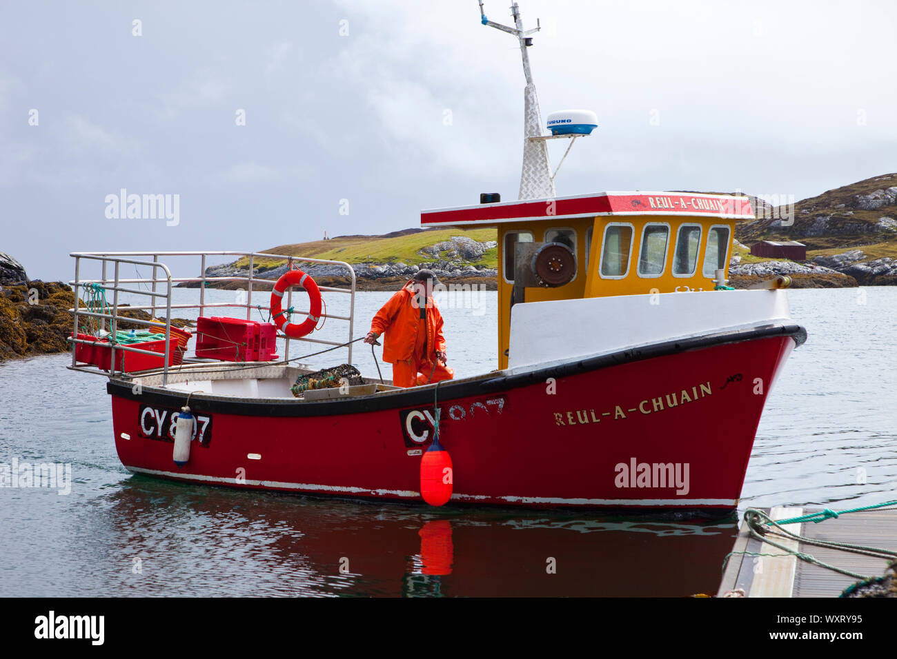 Puerto de Eriskay. Outer Hebrides. Scotland, UK Stock Photo - Alamy