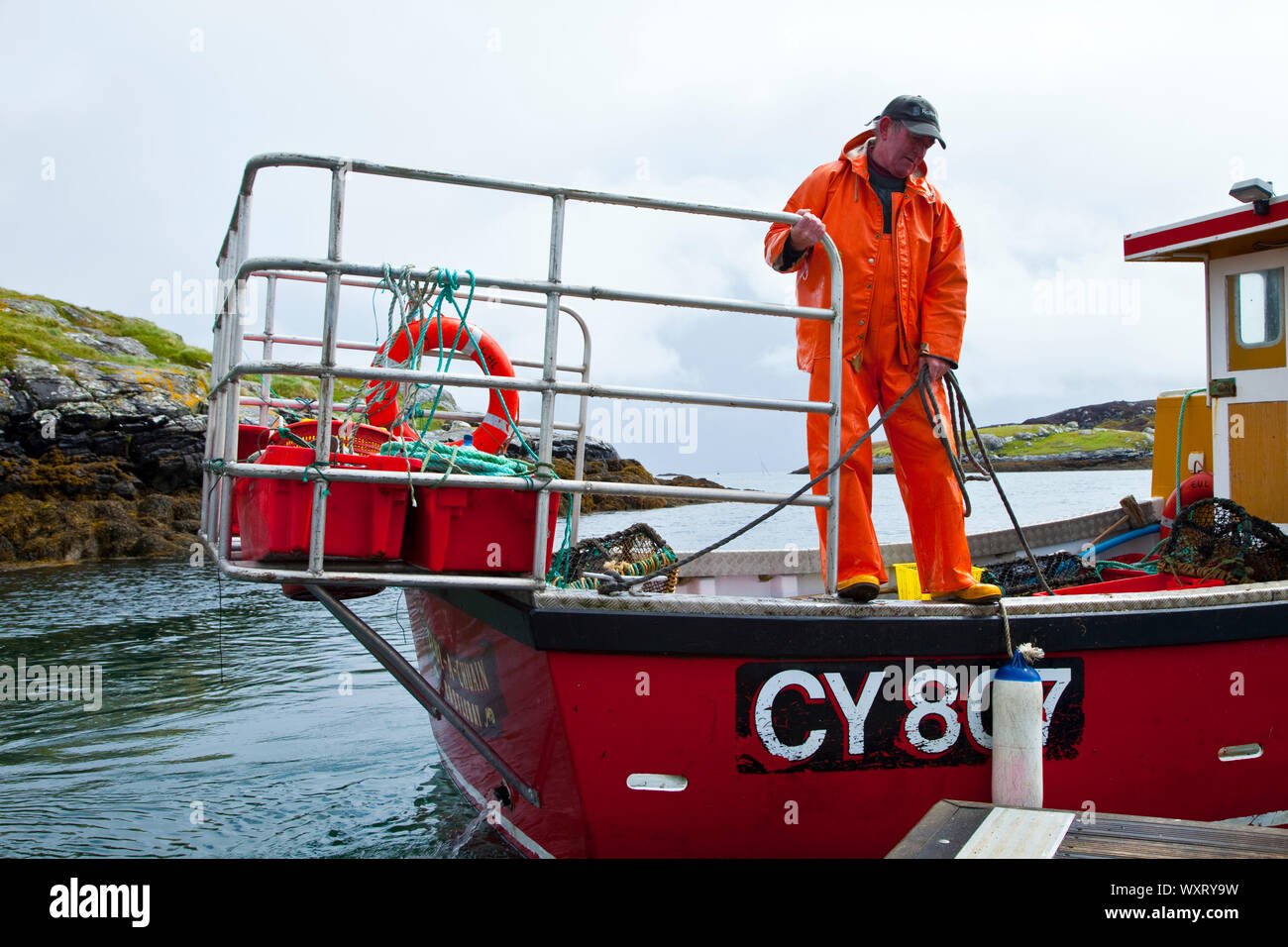 Puerto de Eriskay. Outer Hebrides. Scotland, UK Stock Photo - Alamy
