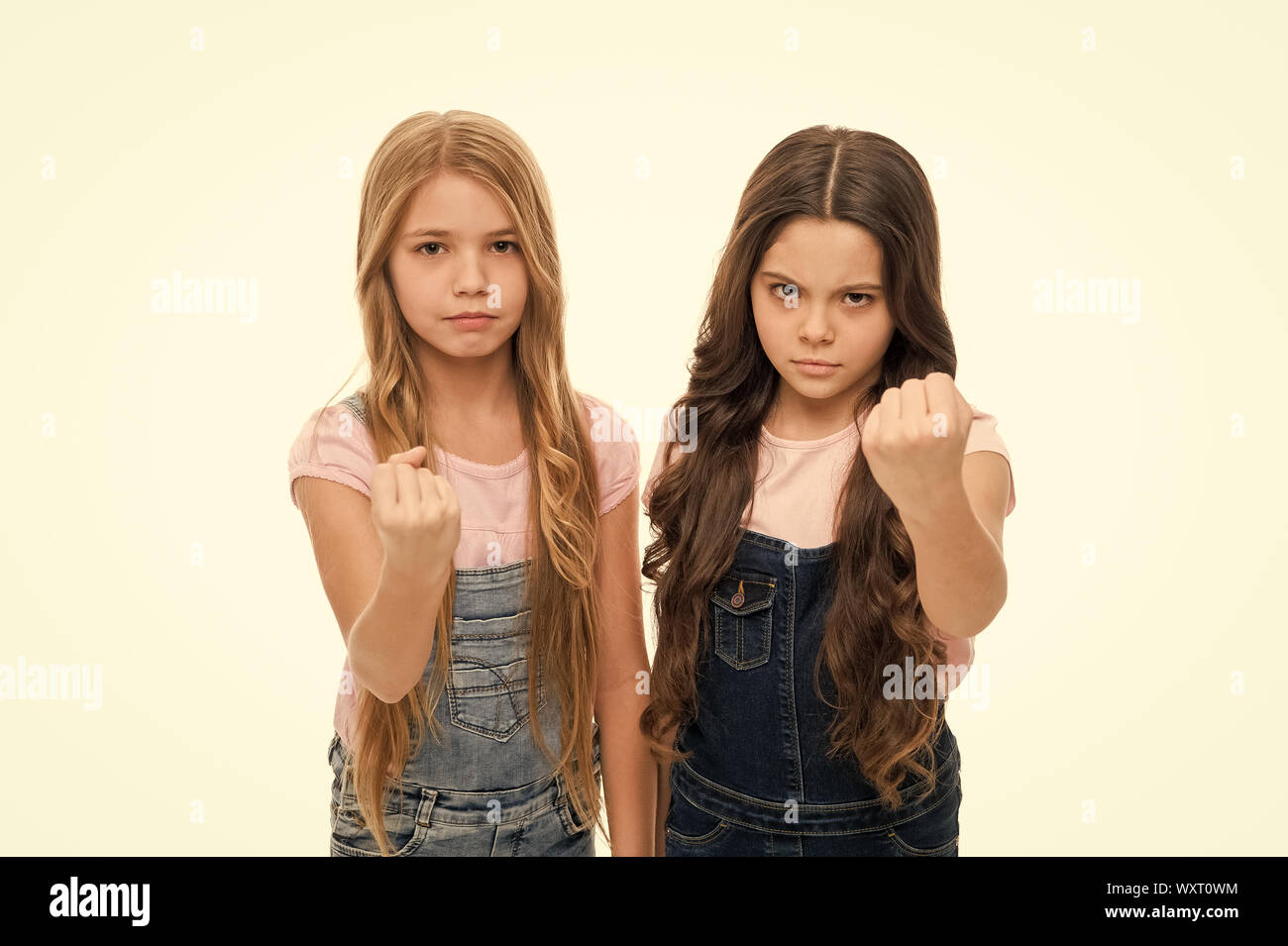 Sisterly hi-res stock photography and images - Alamy