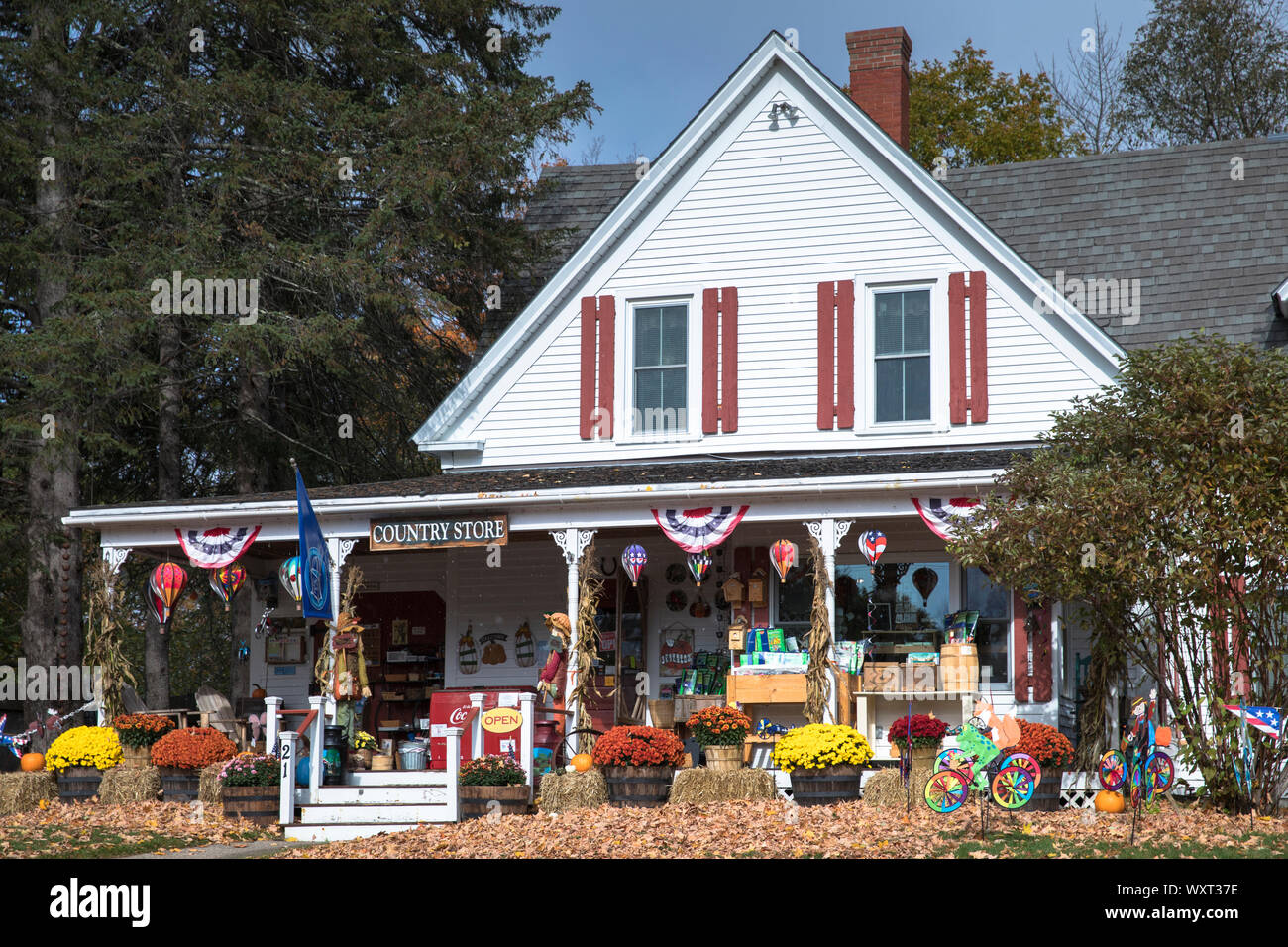 General store shop usa hi-res stock photography and images - Alamy