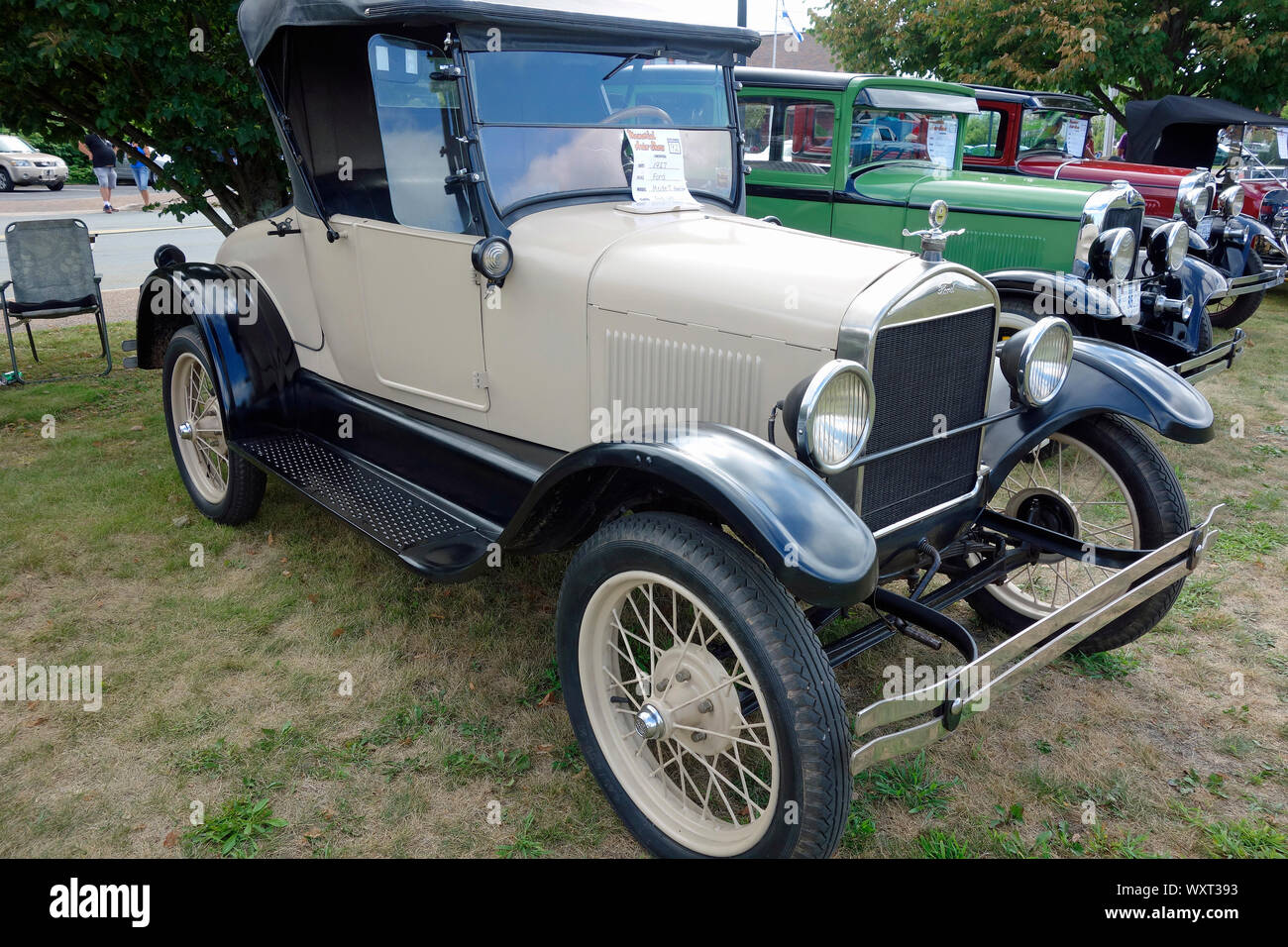 1927 Ford model T roadster Stock Photo - Alamy