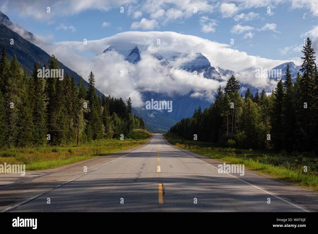 Yellowhead route hi-res stock photography and images - Alamy