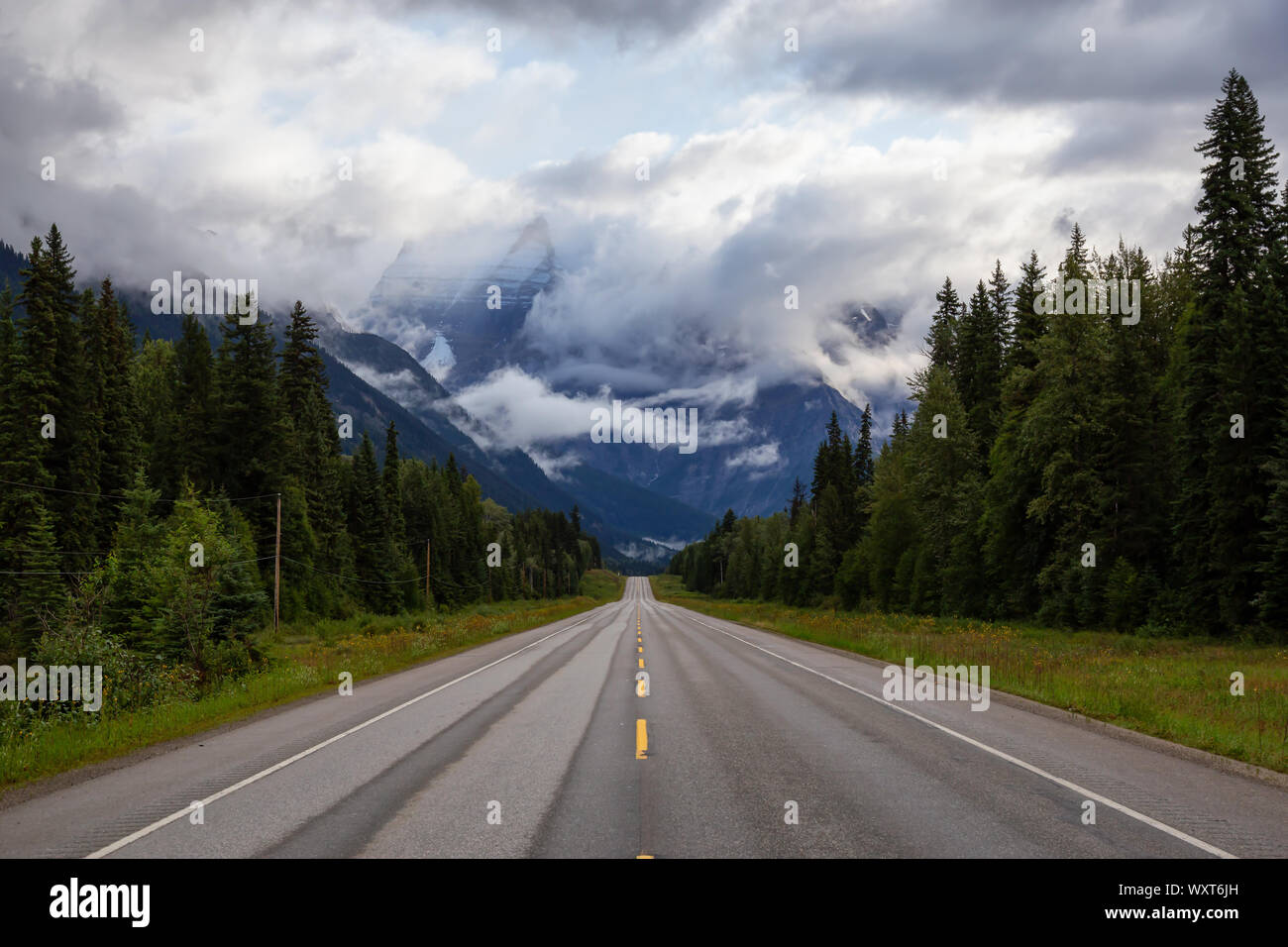 Yellowhead route hi-res stock photography and images - Alamy