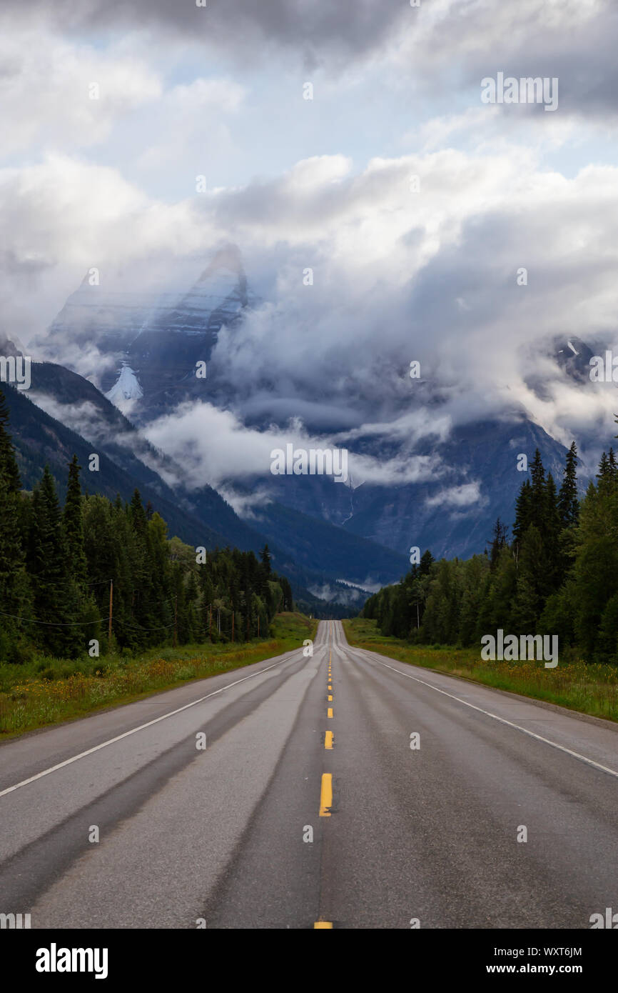 Yellowhead hwy hi-res stock photography and images - Alamy