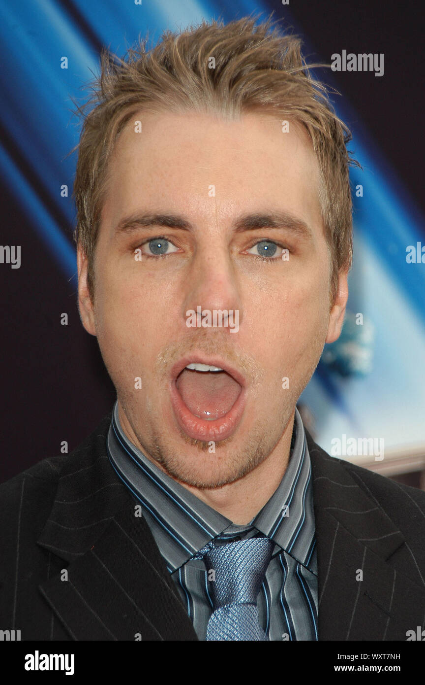Dax Shepard at the Los Angeles Premiere of "Zathura: A Space Adventure ...