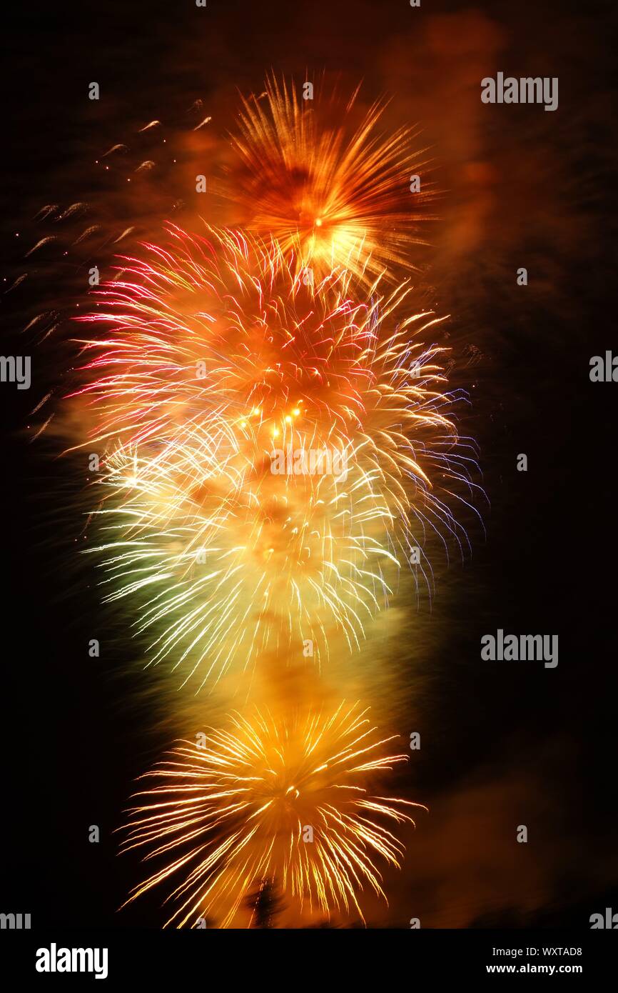 Long exposure fireworks hi-res stock photography and images - Alamy