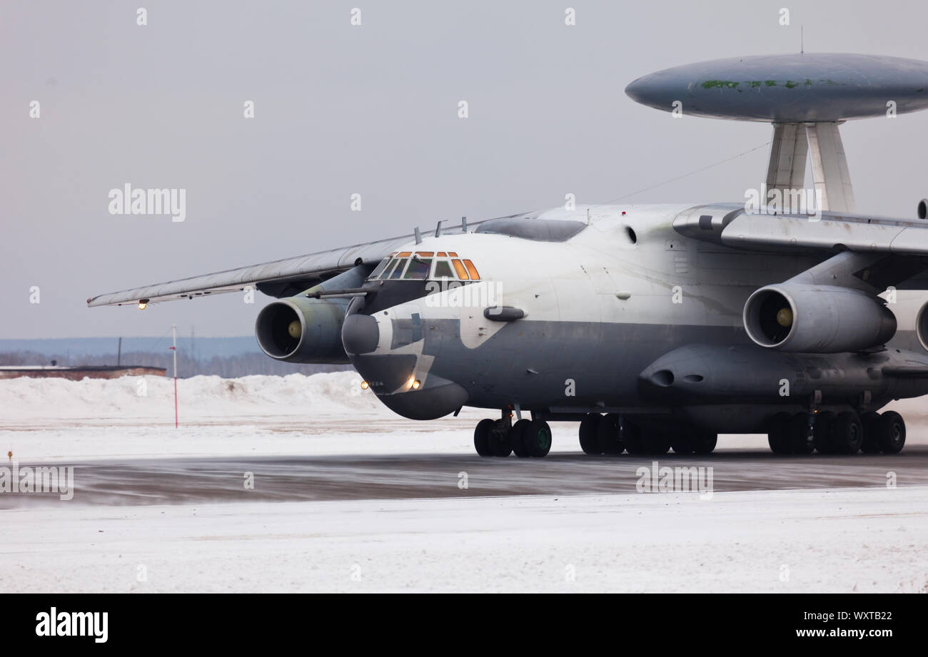 Aircraft detection hi-res stock photography and images - Alamy