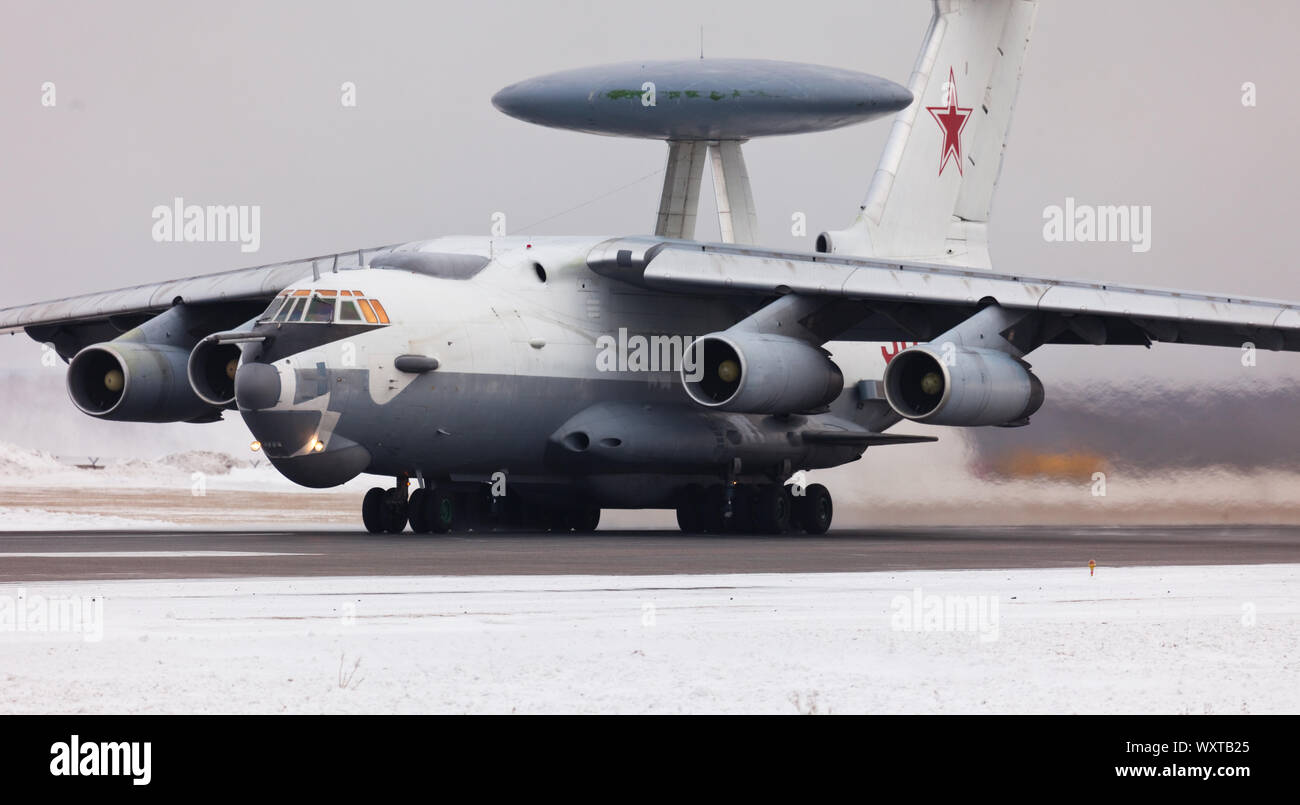 Aircraft detection hi-res stock photography and images - Alamy