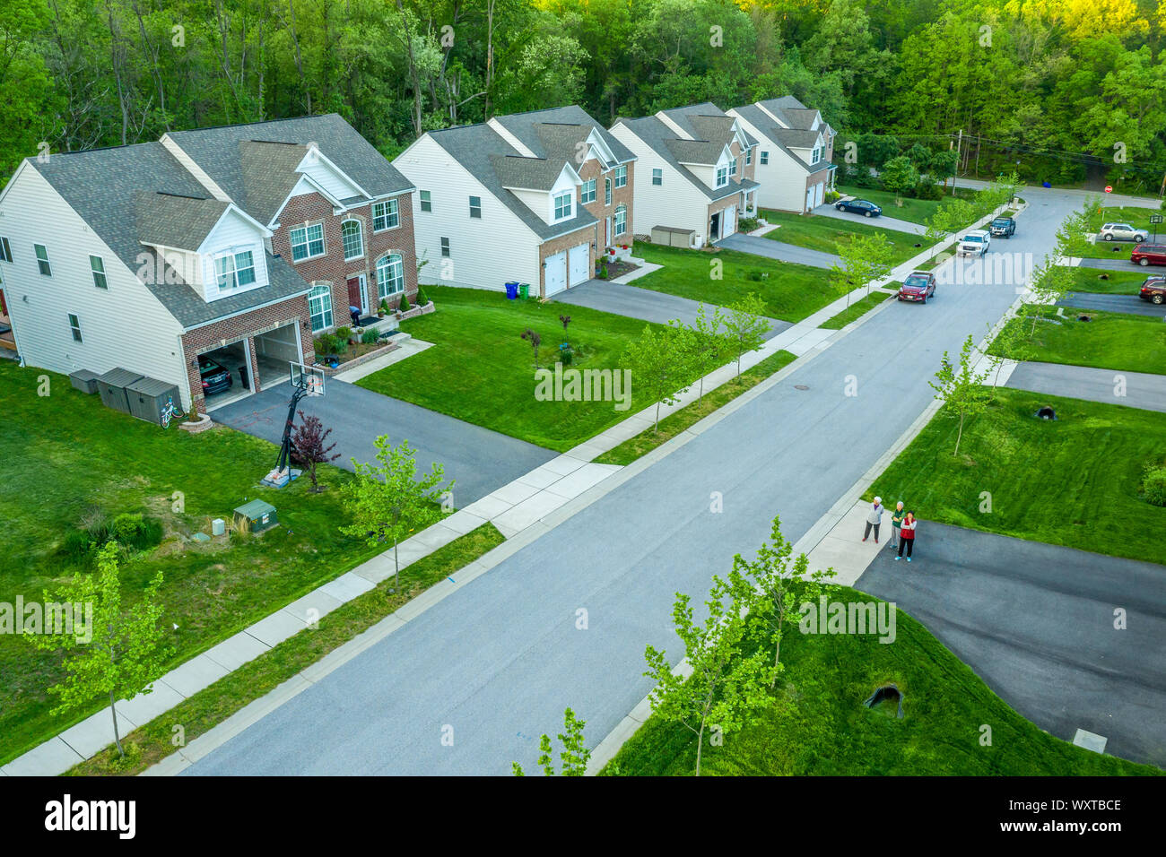 Two story luxury hi-res stock photography and images - Alamy