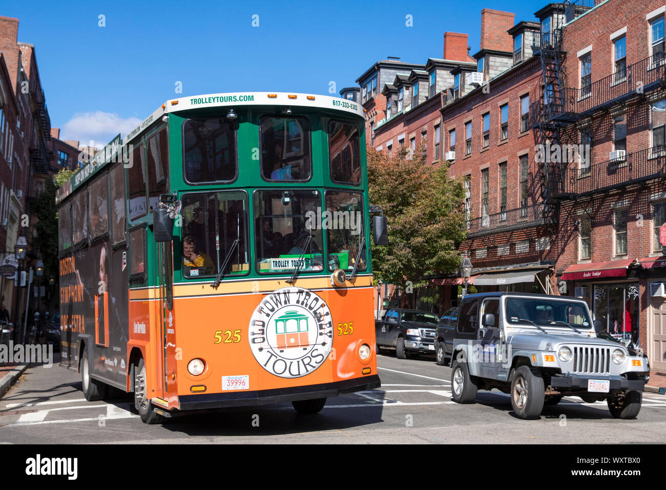 Old town boston trolley tours hi-res stock photography and images - Alamy