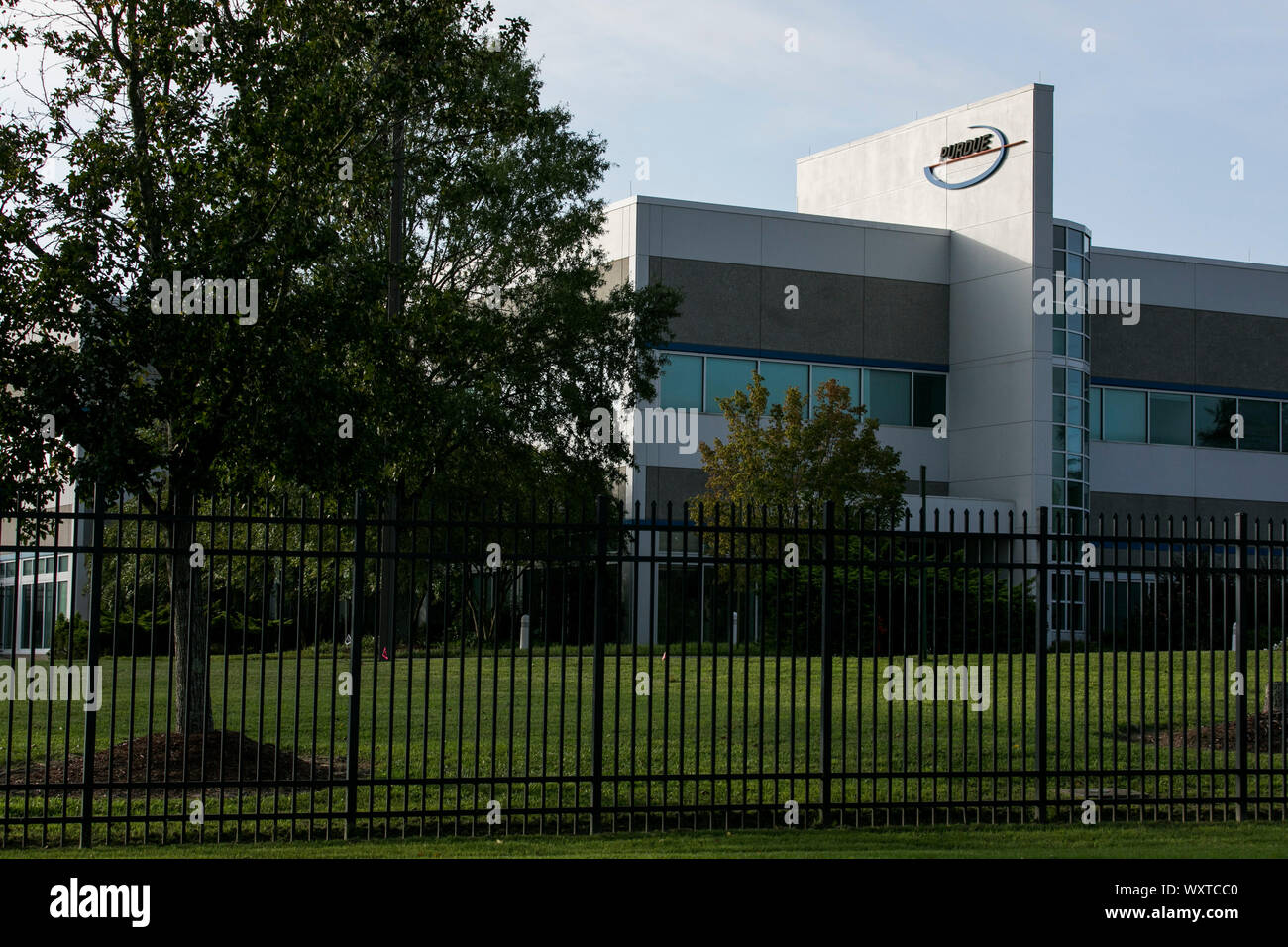 Purdue pharma building hi-res stock photography and images - Alamy