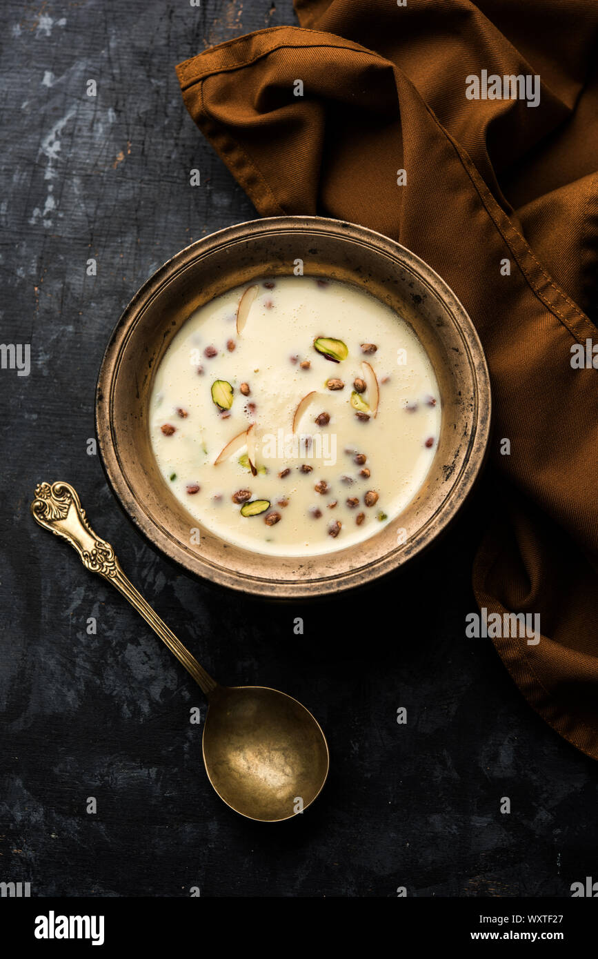 Rabri doodh hi-res stock photography and images - Alamy