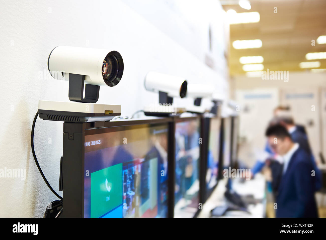 Video conferencing camera hi-res stock photography and images - Alamy