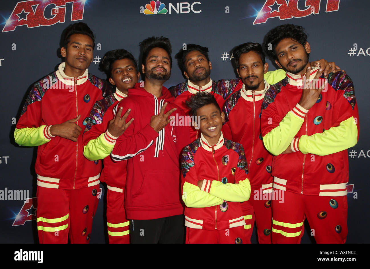 V unbeatable hi-res stock photography and images - Alamy