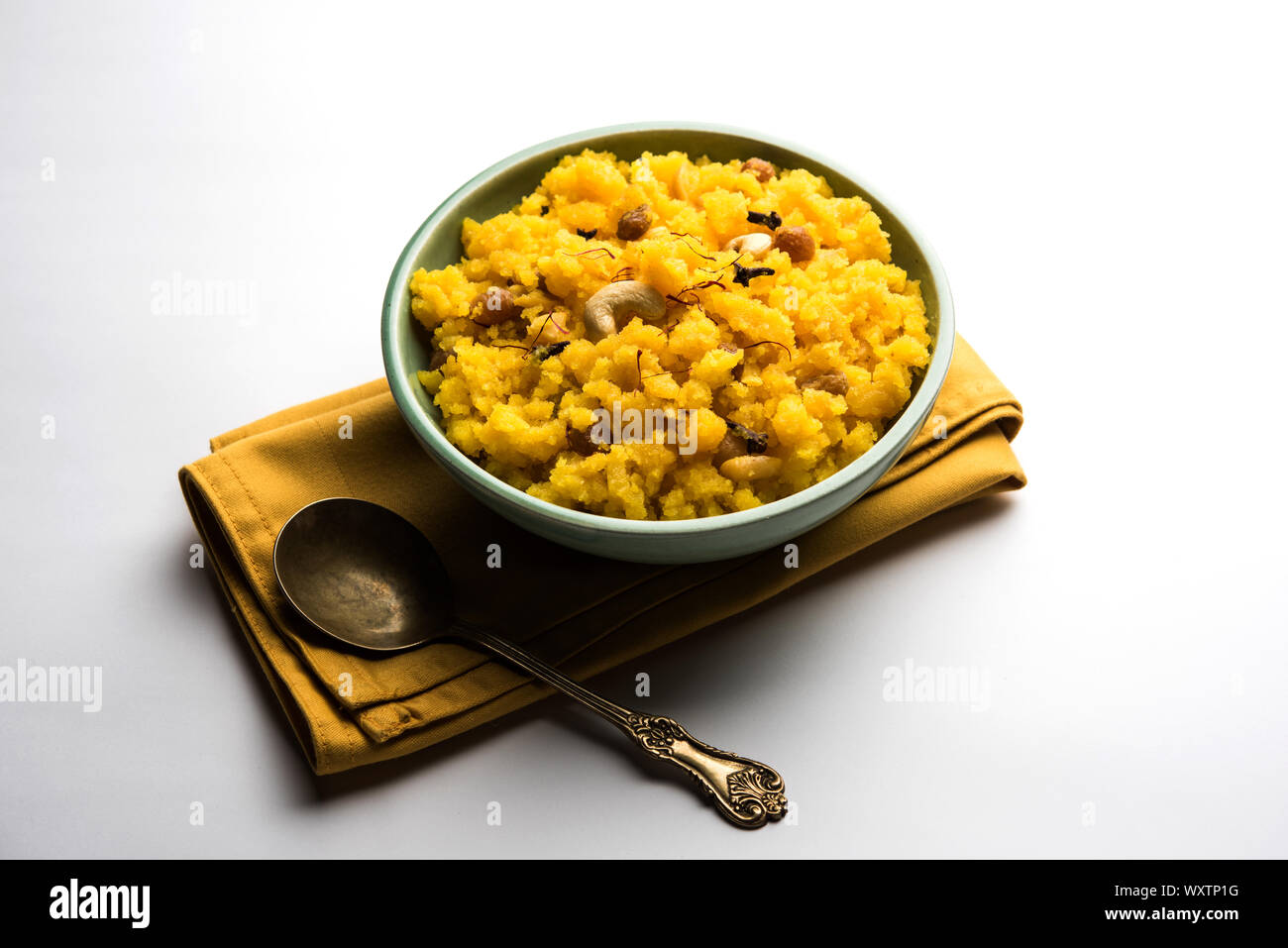 Pineapple sheera or Halwa also known as Ananas keshri shira. Popular ...