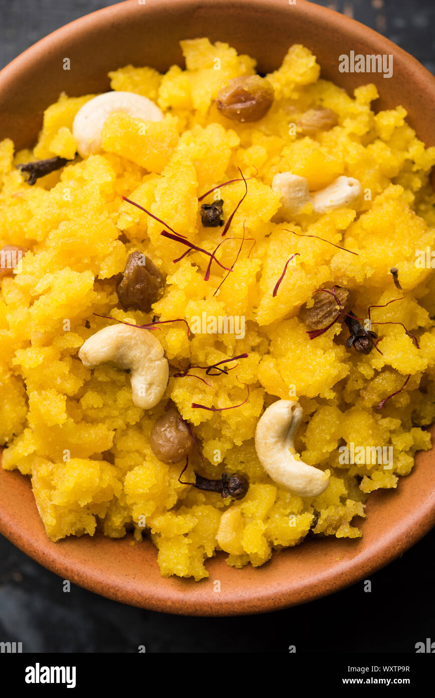 Pineapple sheera or Halwa also known as Ananas keshri shira. Popular ...