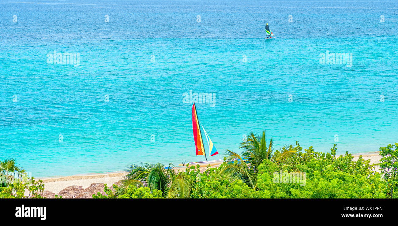 Tropic ocean island sun day hi-res stock photography and images - Alamy