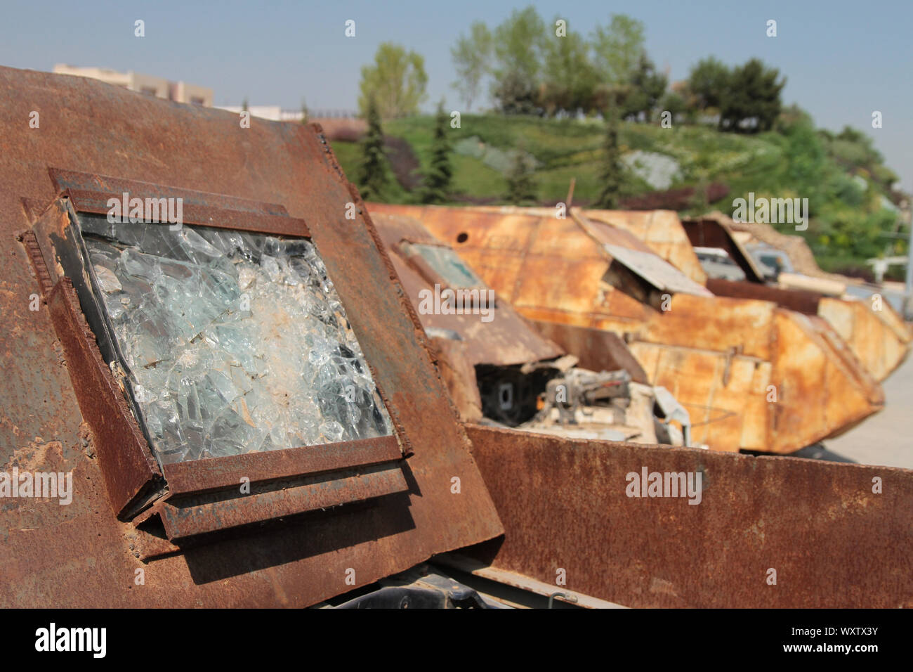 The ISIL suicide car display Stock Photo - Alamy