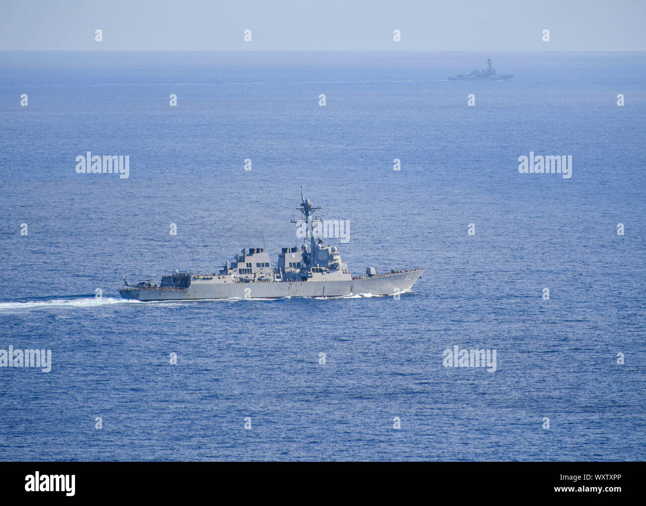 190916-N-PC620-0050 ATLANTIC OCEAN (Sept. 16, 2019) The Arleigh Burke ...