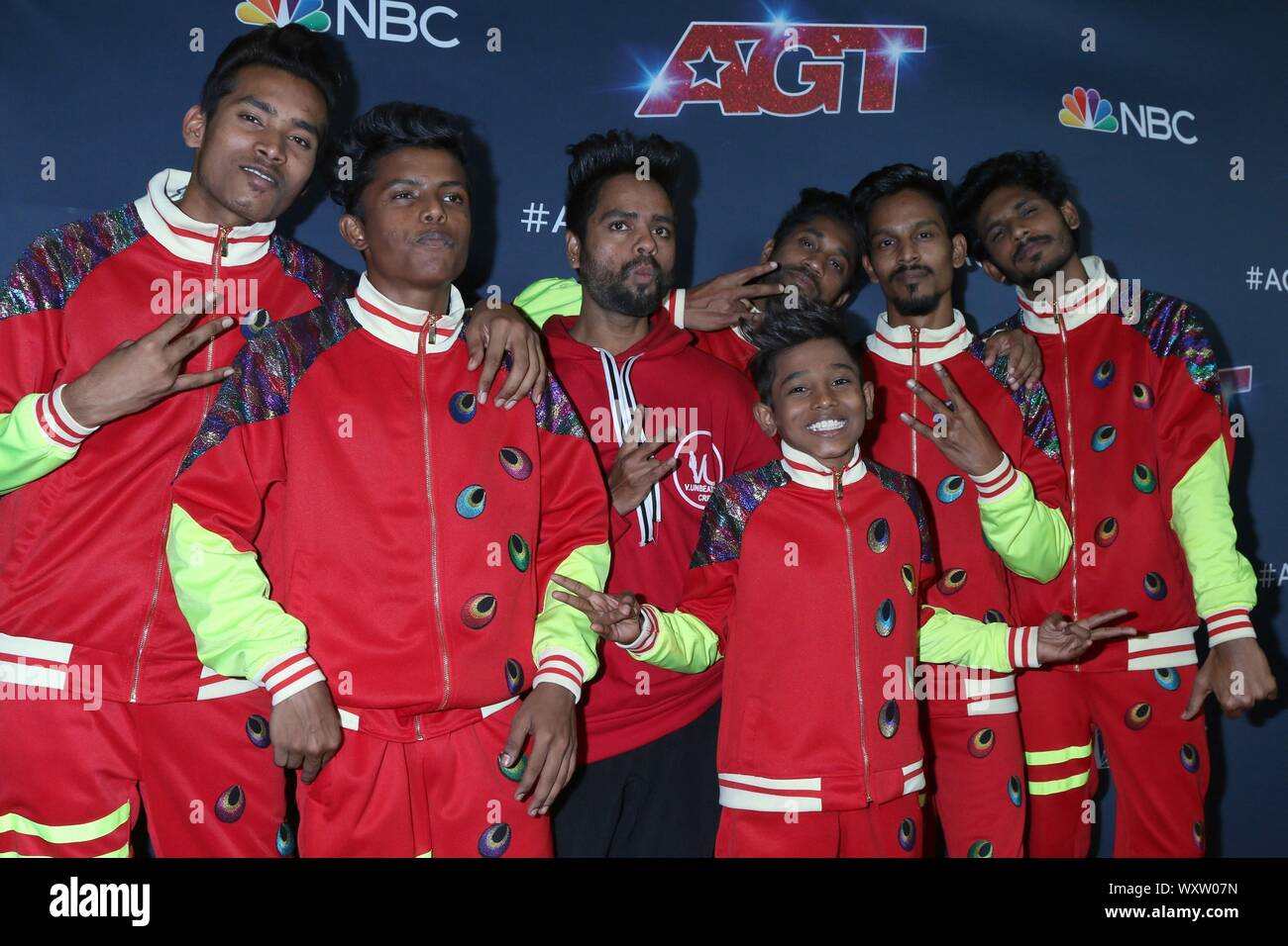 V unbeatable hi-res stock photography and images - Alamy