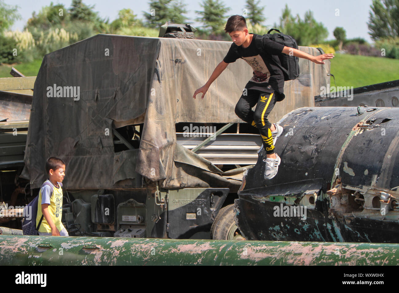 The ISIL suicide car display Stock Photo - Alamy