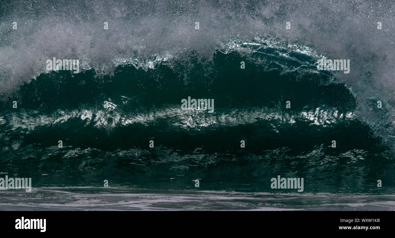 Inside wave inside tube hi-res stock photography and images - Alamy