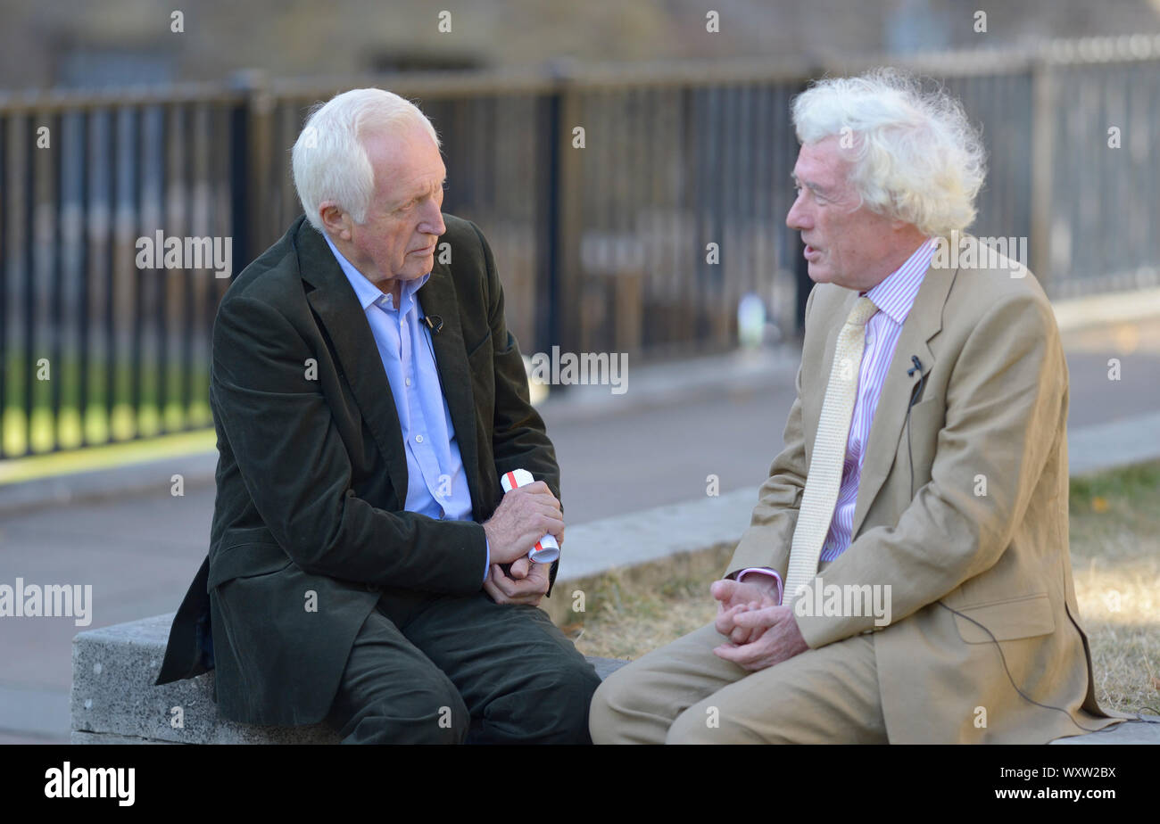 David dimbleby jonathan hi-res stock photography and images - Alamy