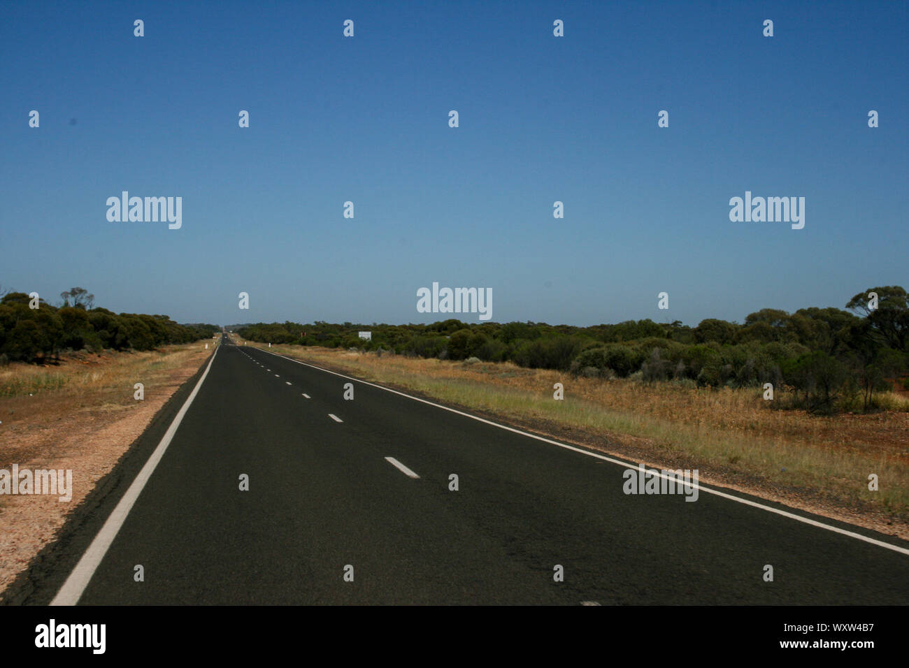 Australia outback driving trip hi-res stock photography and images - Alamy