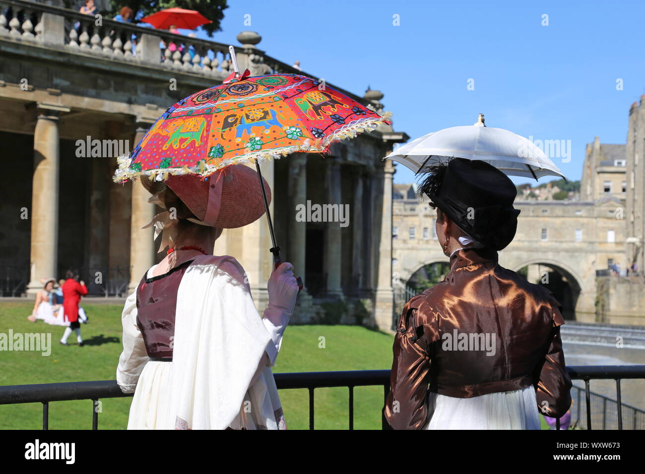 Regency costume hi-res stock photography and images - Alamy
