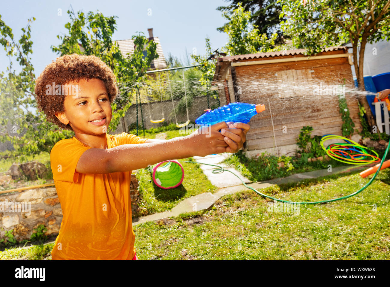 Shoot water hi-res stock photography and images - Alamy