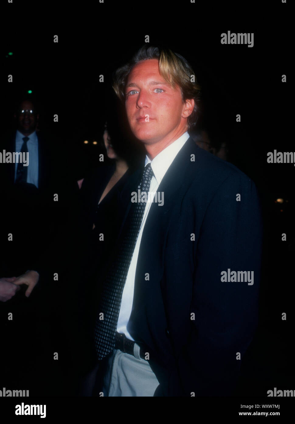 Los Angeles, California, USA 15th December 1994 Actor Andrew McCarthy ...