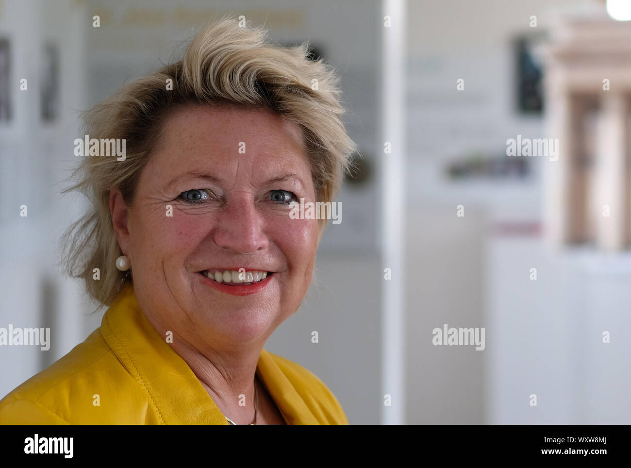 Anne Pieper's Instagram, Twitter & Facebook on IDCrawl